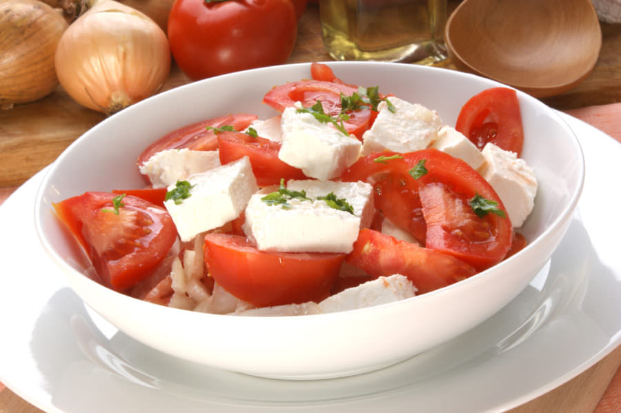 Recipe for Greek Style Tomato Salad